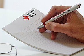 Spenden sammeln: Ideen für Eure Spendenaktion - DRK e.V.