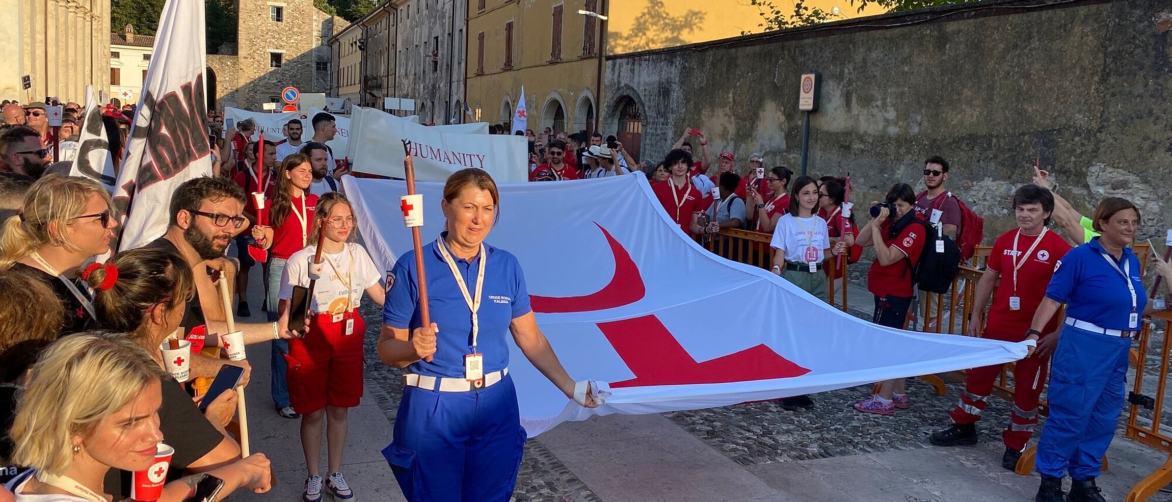 Fackellauf nach Solferino: Fiaccolata 2025 - DRK e.V.